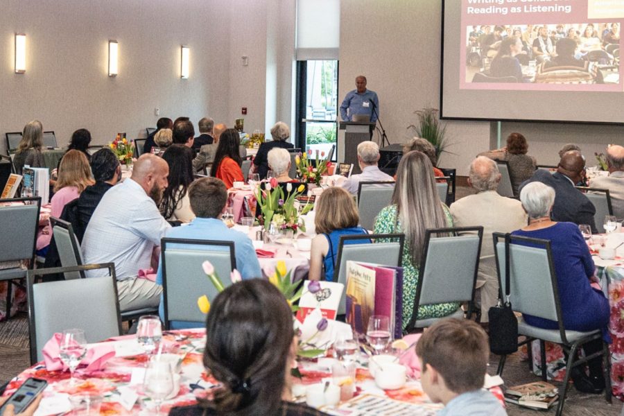 FSU Libraries hosts dinner to celebrate achievements of Florida Book ...