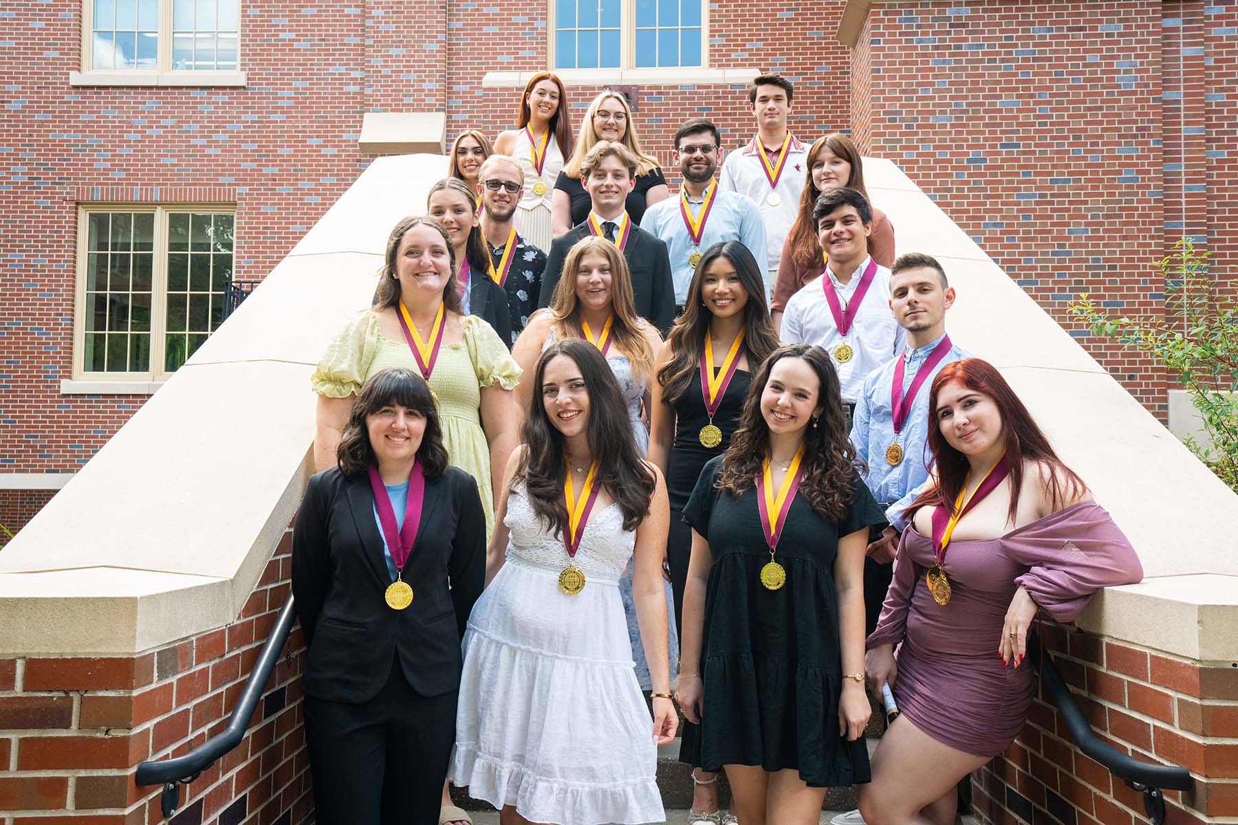 FSU awards honors medallions to summer 2024 graduates - Florida State ...