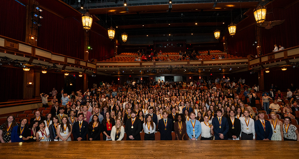 Florida State University awards more than 350 honors medallions to ...